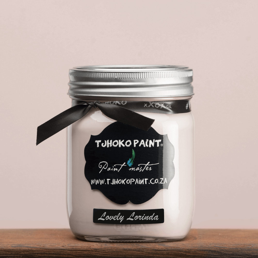 Lovely Lorinda - Tjhoko Paint Switzerland